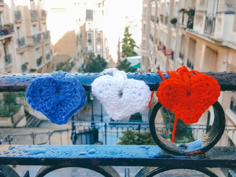 60+ France Quiz Questions And Answers (+ Picture Round) - Quiz Trivia Games